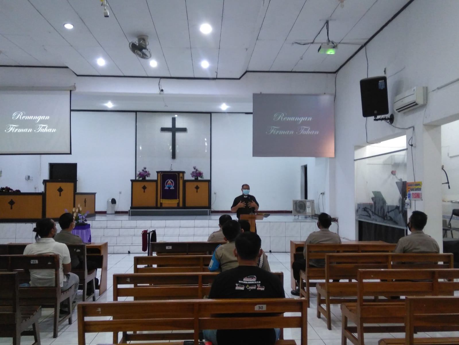Kegiatan Bimbingan Rohani dan Mental ( Binrohtal) Nasrani di Gereja ...